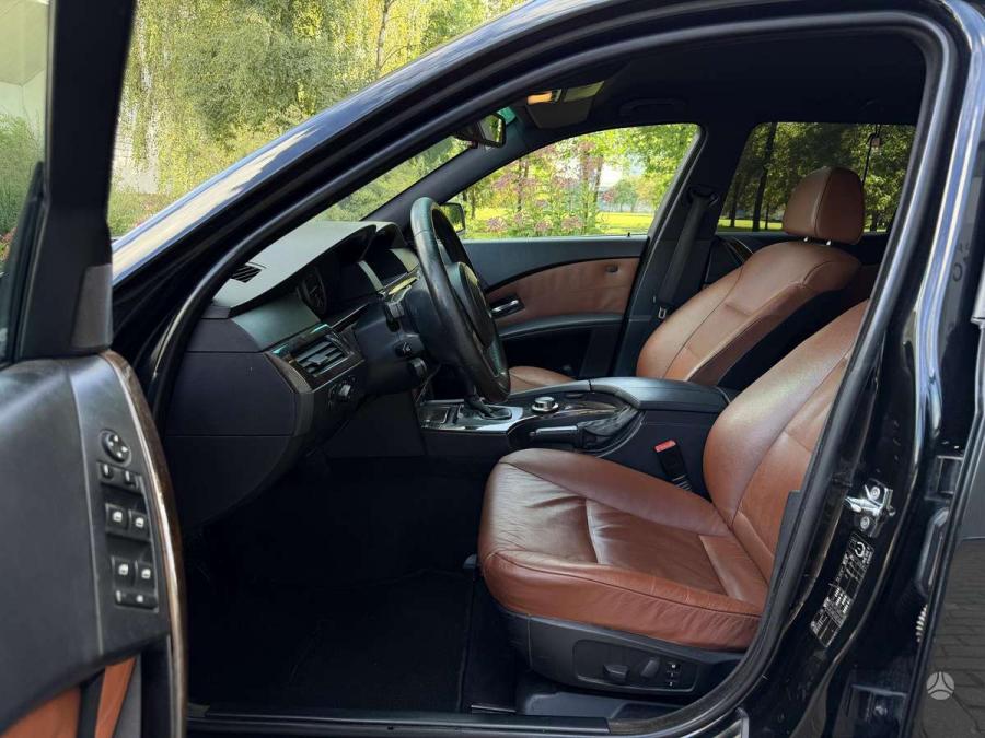 Melns BMW 535 2006 Kauņa, ar dzinēja tilpumu 2.99 L un nobraukumu 416 tūkst. km par 3950 €, foto 13 vietnē AUTOMOTO.COM.LV