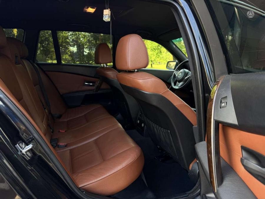 Melns BMW 535 2006 Kauņa, ar dzinēja tilpumu 2.99 L un nobraukumu 416 tūkst. km par 3950 €, foto 16 vietnē AUTOMOTO.COM.LV