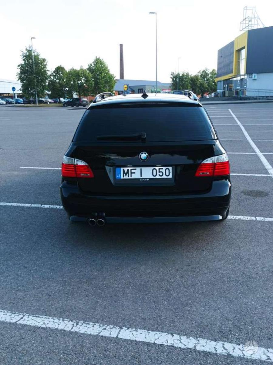 Melns BMW 535 2007 Kėdainiai, ar dzinēja tilpumu 3.50 L un nobraukumu 289 tūkst. km par 7000 €, foto 4 vietnē AUTOMOTO.COM.LV