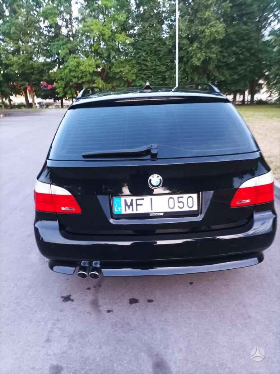 Melns BMW 535 2007 Kėdainiai, ar dzinēja tilpumu 3.50 L un nobraukumu 289 tūkst. km par 7000 €, foto 11 vietnē AUTOMOTO.COM.LV
