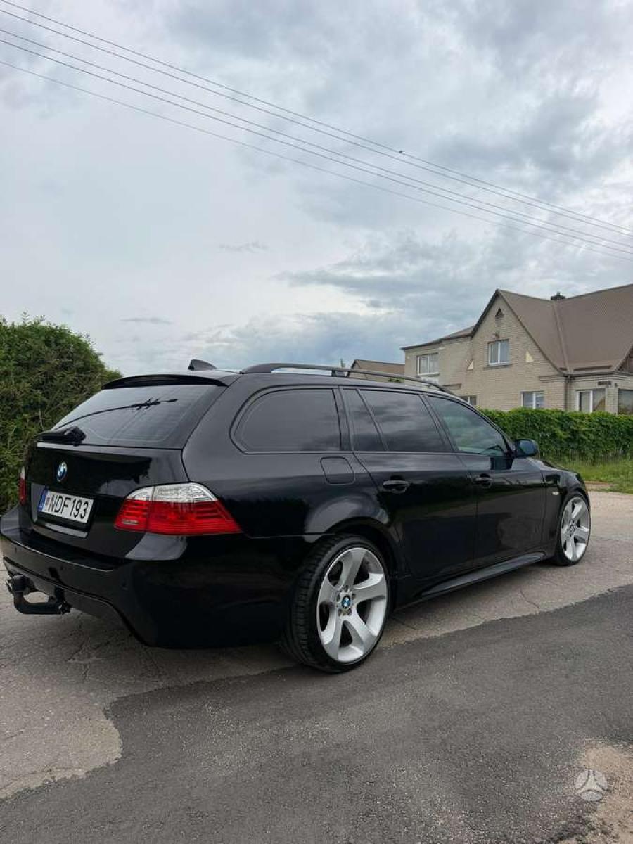 Melns BMW 535 2007 Kauņa, ar dzinēja tilpumu 3.00 L un nobraukumu 420 tūkst. km par 6750 €, foto 5 vietnē AUTOMOTO.COM.LV
