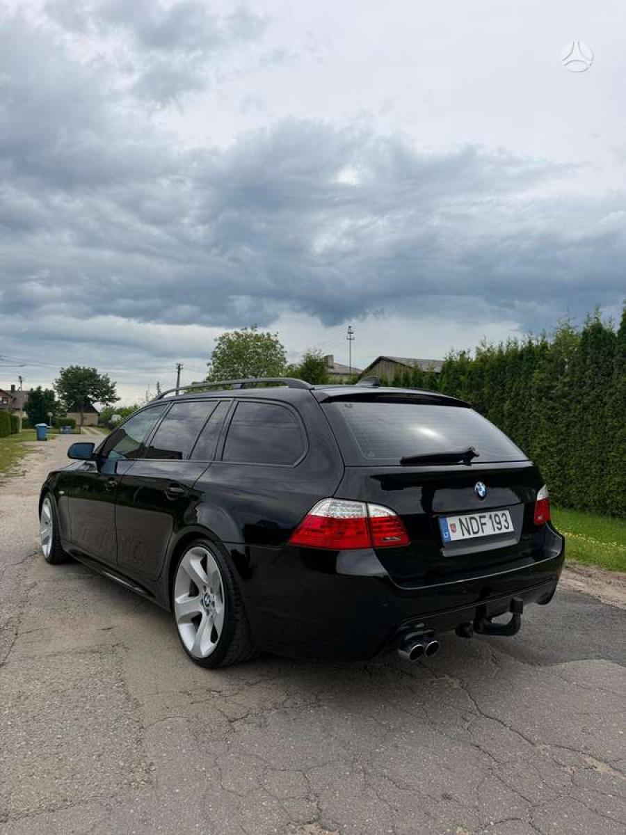 Melns BMW 535 2007 Kauņa, ar dzinēja tilpumu 3.00 L un nobraukumu 420 tūkst. km par 6750 €, foto 10 vietnē AUTOMOTO.COM.LV