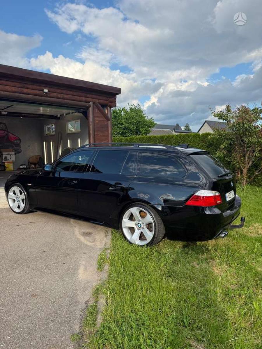 Melns BMW 535 2007 Kauņa, ar dzinēja tilpumu 3.00 L un nobraukumu 420 tūkst. km par 6750 €, foto 12 vietnē AUTOMOTO.COM.LV