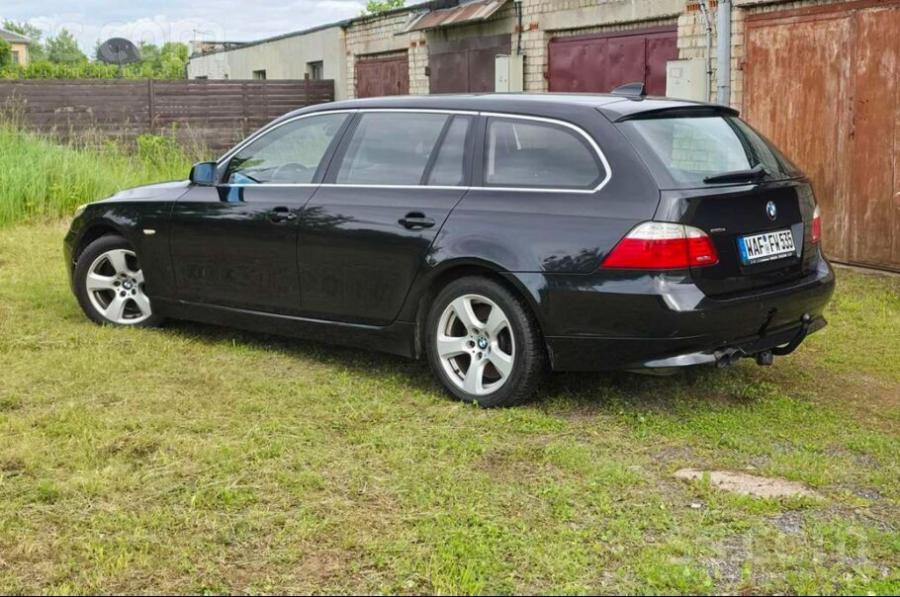 Melns BMW 535 2007 Bauska, ar dzinēja tilpumu 3.00 L un nobraukumu 276 tūkst. km par 8100 €, foto 6 vietnē AUTOMOTO.COM.LV