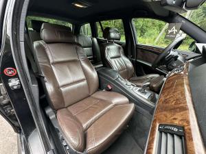 Black BMW 535 2007 in Vilnius, with an engine capacity of 2.99 L and mileage of 279 thousand km for 7499 €, photo 13 on AUTOMOTO.COM.LV
