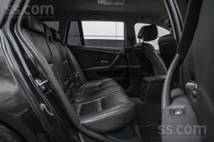 Black BMW 535 2008 in Riga, with an engine capacity of 3.00 L and mileage of 338 thousand km for 5500 €, photo 12 on AUTOMOTO.COM.LV
