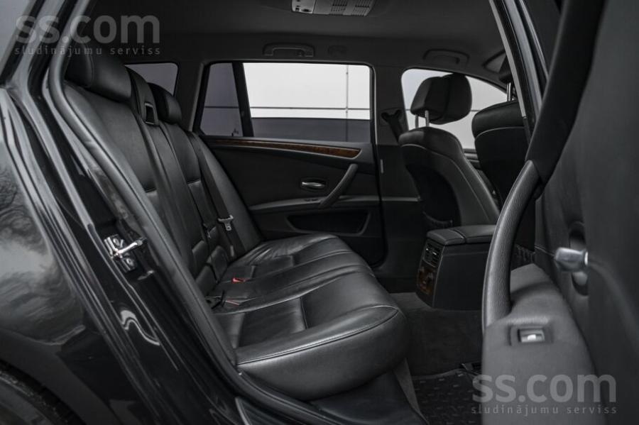 Black BMW 535 2008 in Riga, with an engine capacity of 3.00 L and mileage of 338 thousand km for 5500 €, photo 12 on AUTOMOTO.COM.LV