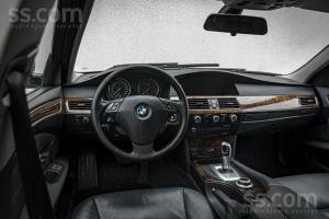 Black BMW 535 2008 in Riga, with an engine capacity of 3.00 L and mileage of 338 thousand km for 5500 €, photo 16 on AUTOMOTO.COM.LV