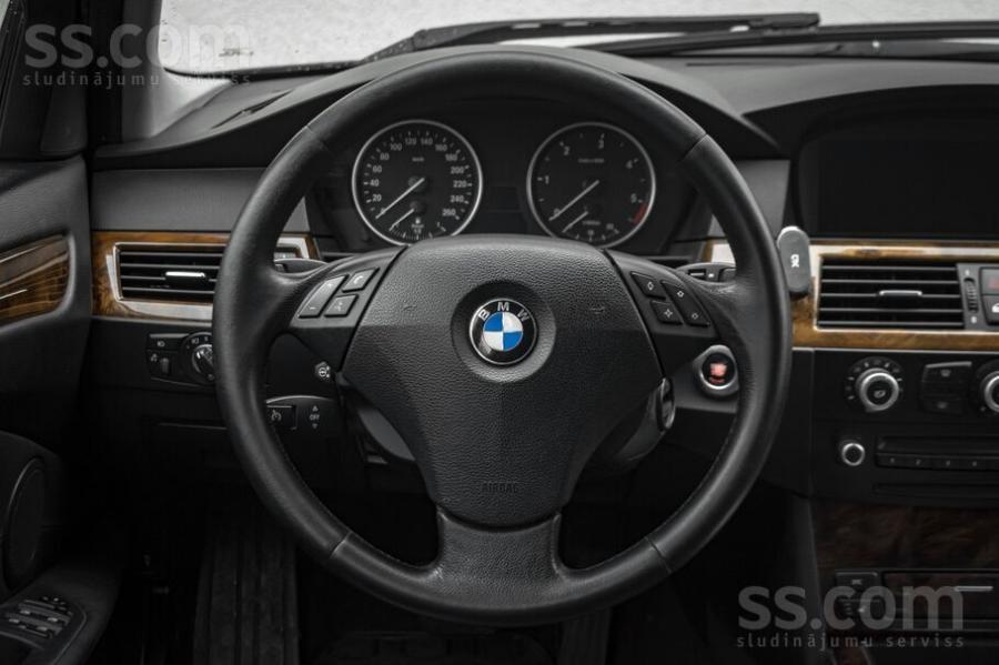 Black BMW 535 2008 in Riga, with an engine capacity of 3.00 L and mileage of 338 thousand km for 5500 €, photo 20 on AUTOMOTO.COM.LV