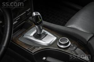 Black BMW 535 2008 in Riga, with an engine capacity of 3.00 L and mileage of 338 thousand km for 5500 €, photo 23 on AUTOMOTO.COM.LV
