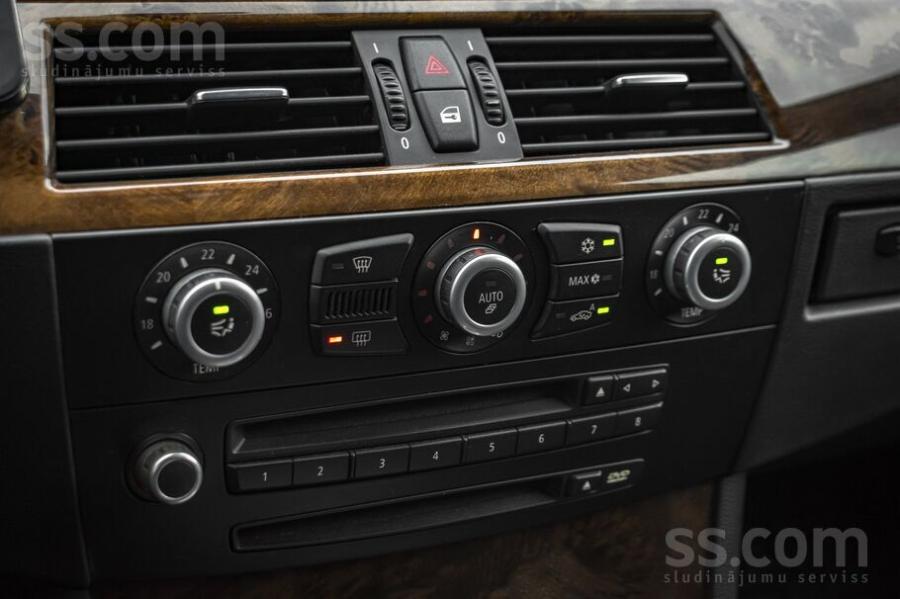 Black BMW 535 2008 in Riga, with an engine capacity of 3.00 L and mileage of 338 thousand km for 5500 €, photo 25 on AUTOMOTO.COM.LV