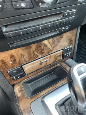 Melns BMW 535 2008 Jelgava, ar dzinēja tilpumu 3.00 L un nobraukumu 300 tūkst. km par 8699 €, foto 15 vietnē AUTOMOTO.COM.LV