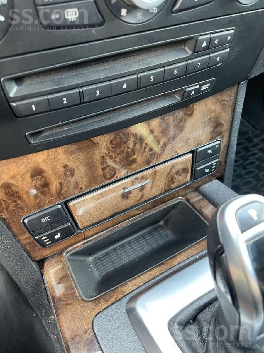 Melns BMW 535 2008 Jelgava, ar dzinēja tilpumu 3.00 L un nobraukumu 300 tūkst. km par 8699 €, foto 15 vietnē AUTOMOTO.COM.LV