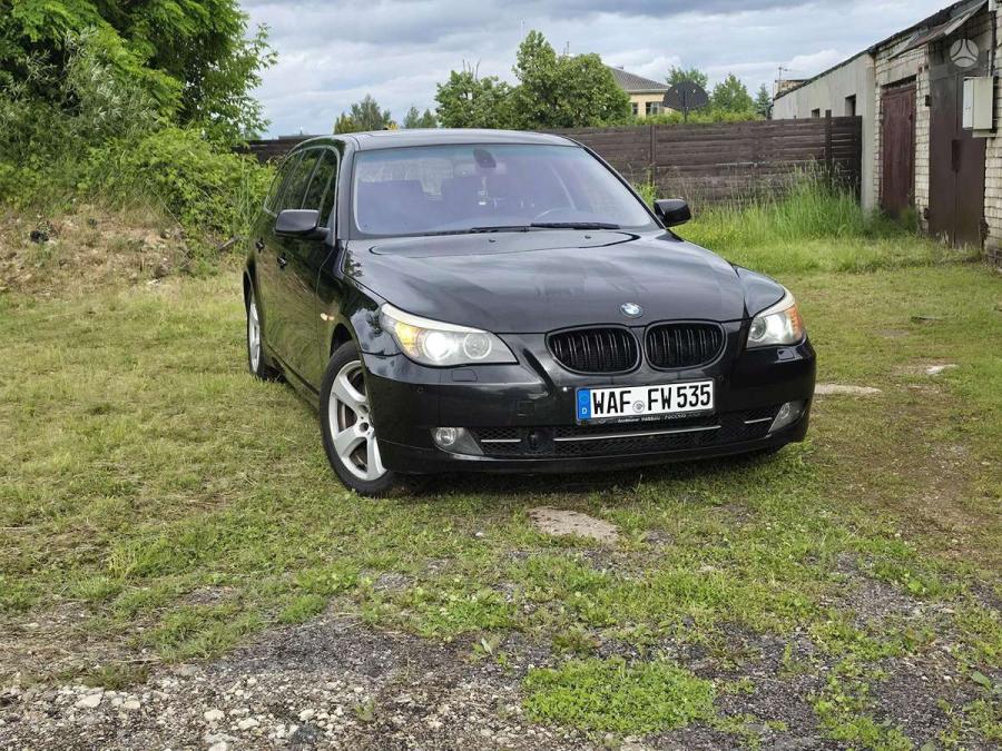 Black BMW 535 2008 in Kaunas, with an engine capacity of 2.99 L and mileage of 320 thousand km for 3999 €, photo 3 on AUTOMOTO.COM.LV