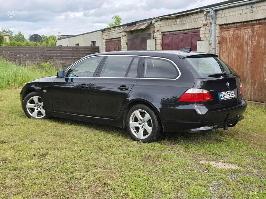 Black BMW 535 2008 in Kaunas, with an engine capacity of 2.99 L and mileage of 320 thousand km for 3999 €, photo 7 on AUTOMOTO.COM.LV