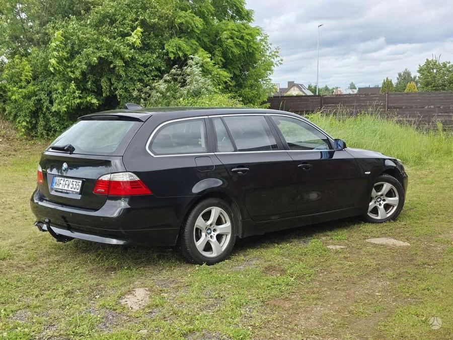 Black BMW 535 2008 in Kaunas, with an engine capacity of 2.99 L and mileage of 320 thousand km for 3999 €, photo 8 on AUTOMOTO.COM.LV