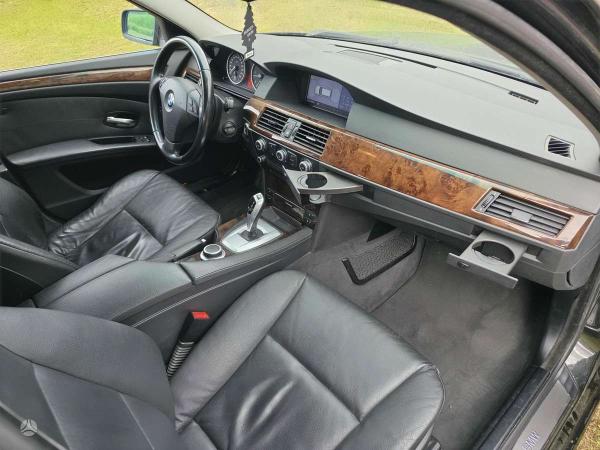 Melns BMW 535 2008 Kauņa, ar dzinēja tilpumu 2.99 L un nobraukumu 320 tūkst. km par 3999 €, foto 10 vietnē AUTOMOTO.COM.LV