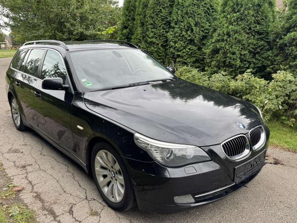 Melns BMW 535 2009 Marijampole, ar dzinēja tilpumu 2.99 L un nobraukumu 380 tūkst. km par 4150 €, foto 1 vietnē AUTOMOTO.COM.LV