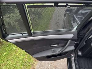 Black BMW 535 2009 in Marijampole, with an engine capacity of 2.99 L and mileage of 380 thousand km for 4150 €, photo 11 on AUTOMOTO.COM.LV