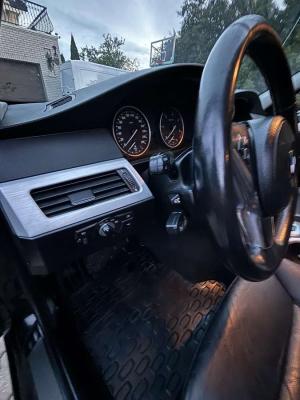 Black BMW 535 2009 in Kaisiadorys, with an engine capacity of 0.00 L and mileage of 536 thousand km for 5550 €, photo 13 on AUTOMOTO.COM.LV