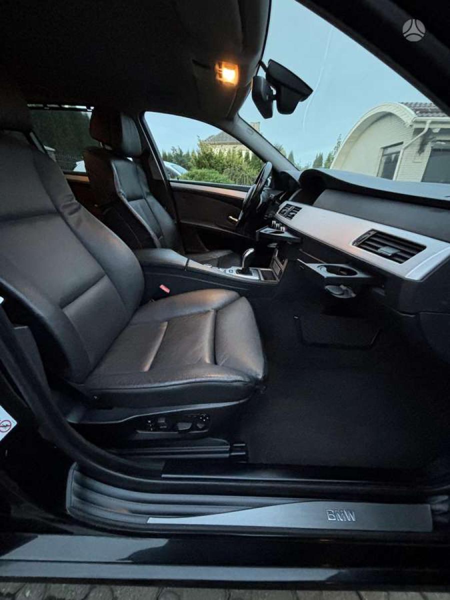 Black BMW 535 2009 in Kaisiadorys, with an engine capacity of 0.00 L and mileage of 536 thousand km for 5550 €, photo 15 on AUTOMOTO.COM.LV