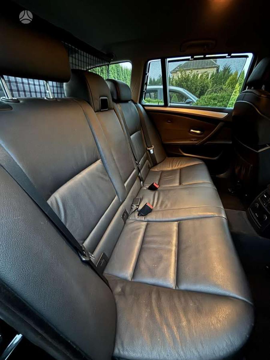 Black BMW 535 2009 in Kaisiadorys, with an engine capacity of 0.00 L and mileage of 536 thousand km for 5550 €, photo 18 on AUTOMOTO.COM.LV