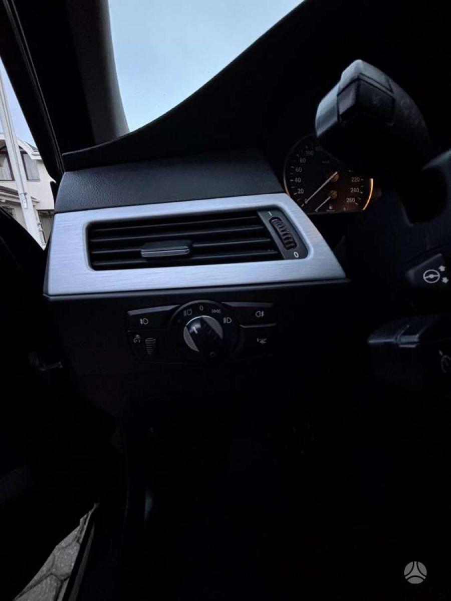 Black BMW 535 2009 in Kaisiadorys, with an engine capacity of 0.00 L and mileage of 536 thousand km for 5550 €, photo 29 on AUTOMOTO.COM.LV