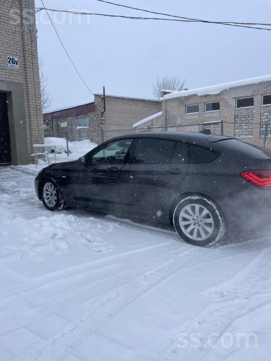 Melns BMW 535 2010 Daugavpils, ar dzinēja tilpumu 3.00 L un nobraukumu 300 tūkst. km par 10200 €, foto 5 vietnē AUTOMOTO.COM.LV