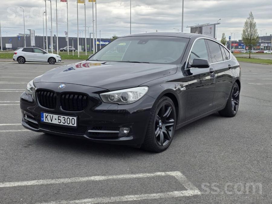 Black BMW 535 2010 in Riga, with an engine capacity of 3.00 L and mileage of 264 thousand km for 10990 €, photo 1 on AUTOMOTO.COM.LV