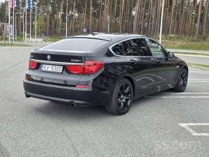 Black BMW 535 2010 in Riga, with an engine capacity of 3.00 L and mileage of 264 thousand km for 10990 €, photo 4 on AUTOMOTO.COM.LV