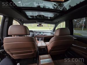 Black BMW 535 2010 in Riga, with an engine capacity of 3.00 L and mileage of 264 thousand km for 10990 €, photo 22 on AUTOMOTO.COM.LV