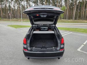Black BMW 535 2010 in Riga, with an engine capacity of 3.00 L and mileage of 264 thousand km for 10990 €, photo 24 on AUTOMOTO.COM.LV