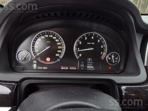Black BMW 535 2010 in Riga, with an engine capacity of 3.00 L and mileage of 264 thousand km for 10990 €, photo 25 on AUTOMOTO.COM.LV