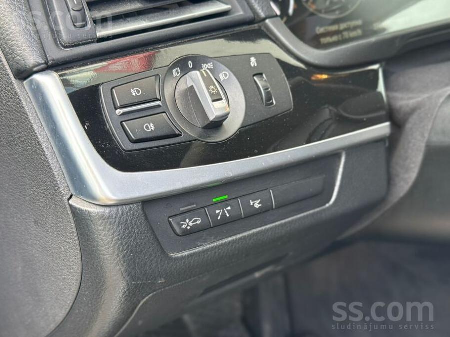 Black BMW 535 2010 in Riga, with an engine capacity of 3.00 L and mileage of 0 thousand km for 10500 €, photo 14 on AUTOMOTO.COM.LV