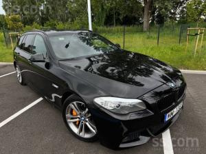 Black BMW 535 2010 in Riga, with an engine capacity of 3.00 L and mileage of 361 thousand km for 7950 €, photo 11 on AUTOMOTO.COM.LV