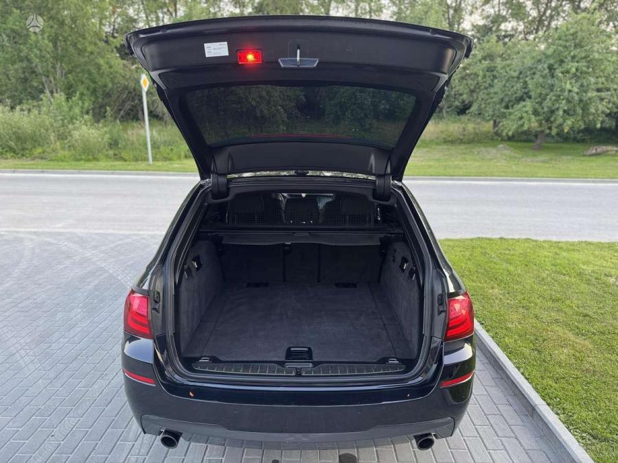 Black BMW 535 2010 in Klaipeda, with an engine capacity of 3.00 L and mileage of 278 thousand km for 9800 €, photo 11 on AUTOMOTO.COM.LV