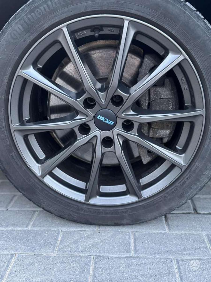 Black BMW 535 2010 in Klaipeda, with an engine capacity of 3.00 L and mileage of 278 thousand km for 9800 €, photo 19 on AUTOMOTO.COM.LV
