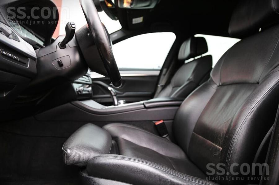 Black BMW 535 2010 in Riga, with an engine capacity of 3.00 L and mileage of 380 thousand km for 9495 €, photo 14 on AUTOMOTO.COM.LV