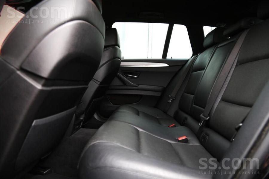 Black BMW 535 2010 in Riga, with an engine capacity of 3.00 L and mileage of 380 thousand km for 9495 €, photo 16 on AUTOMOTO.COM.LV