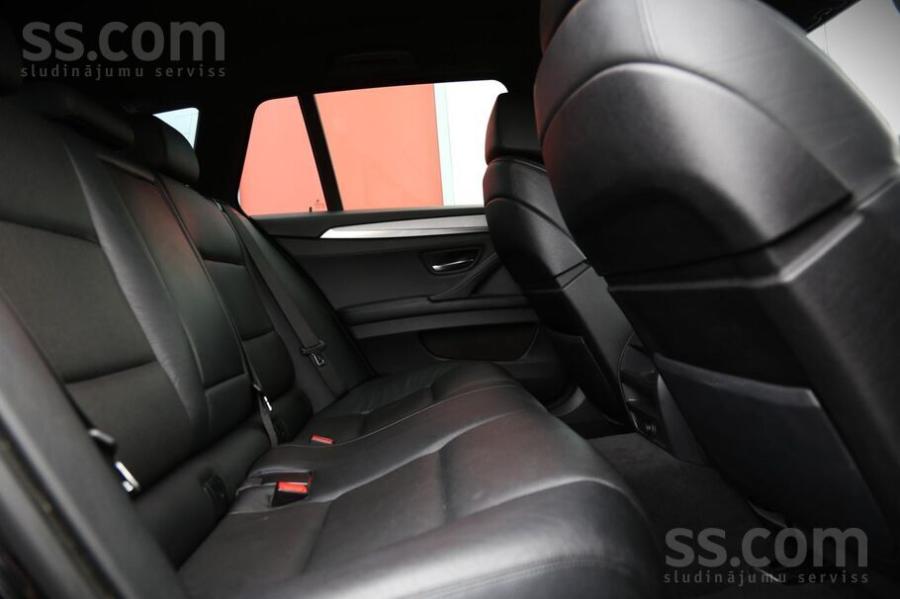 Black BMW 535 2010 in Riga, with an engine capacity of 3.00 L and mileage of 380 thousand km for 9495 €, photo 17 on AUTOMOTO.COM.LV