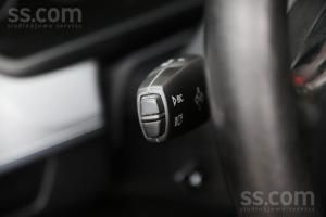 Black BMW 535 2010 in Riga, with an engine capacity of 3.00 L and mileage of 380 thousand km for 9495 €, photo 19 on AUTOMOTO.COM.LV