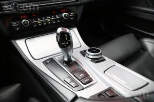 Black BMW 535 2010 in Riga, with an engine capacity of 3.00 L and mileage of 380 thousand km for 9495 €, photo 23 on AUTOMOTO.COM.LV