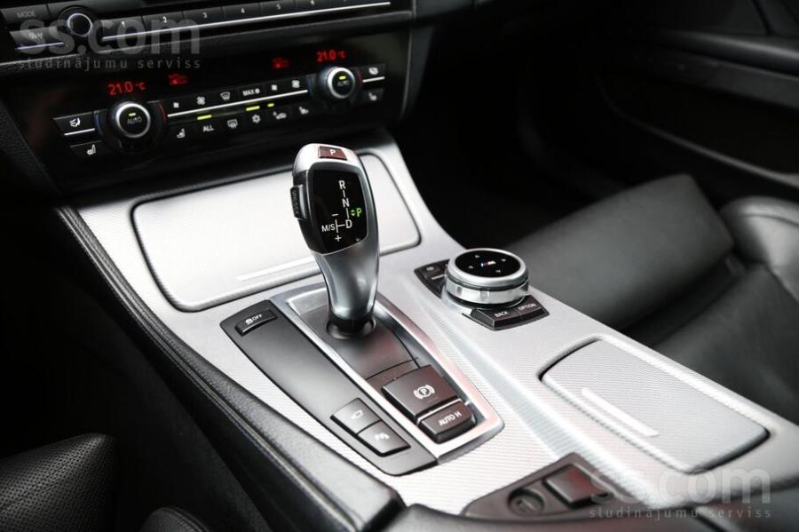 Black BMW 535 2010 in Riga, with an engine capacity of 3.00 L and mileage of 380 thousand km for 9495 €, photo 23 on AUTOMOTO.COM.LV