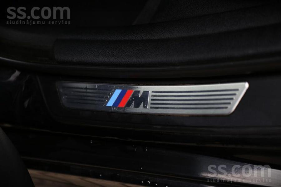 Black BMW 535 2010 in Riga, with an engine capacity of 3.00 L and mileage of 380 thousand km for 9495 €, photo 26 on AUTOMOTO.COM.LV