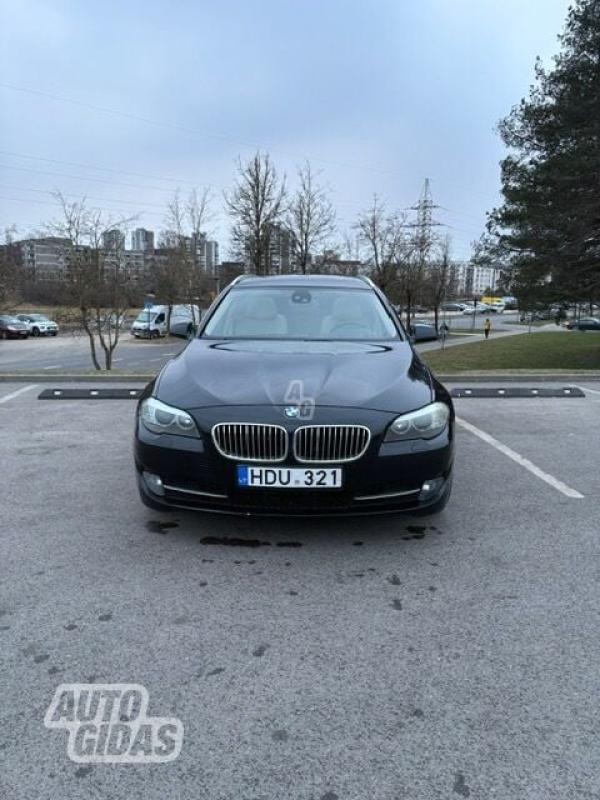Melns BMW 535 2011 Viļņa, ar dzinēja tilpumu 3.00 L un nobraukumu 350 tūkst. km par 8400 €, foto 9 vietnē AUTOMOTO.COM.LV
