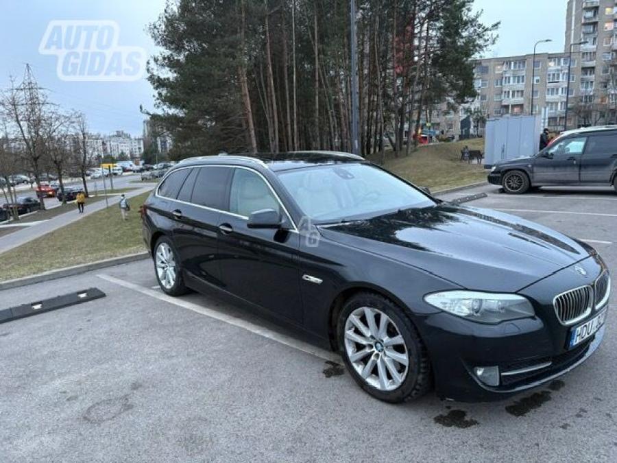 Black BMW 535 2011 in Vilnius, with an engine capacity of 3.00 L and mileage of 350 thousand km for 8400 €, photo 11 on AUTOMOTO.COM.LV