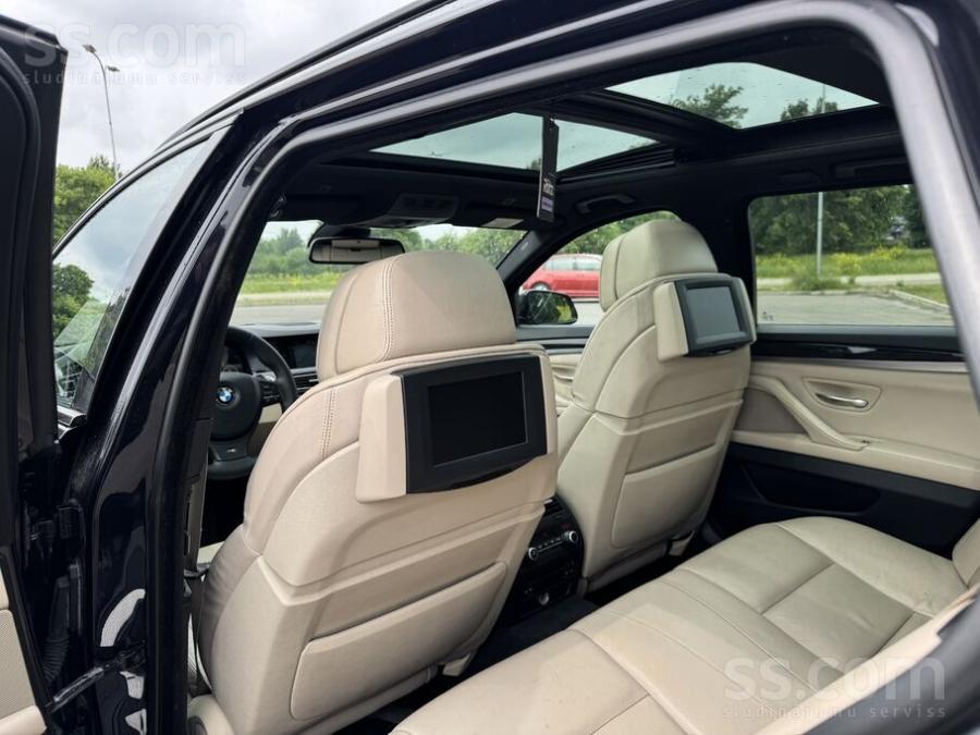 Black BMW 535 2011 in Riga, with an engine capacity of 3.00 L and mileage of 0 thousand km for 7550 €, photo 11 on AUTOMOTO.COM.LV