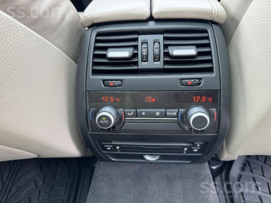 Black BMW 535 2011 in Riga, with an engine capacity of 3.00 L and mileage of 0 thousand km for 7550 €, photo 13 on AUTOMOTO.COM.LV