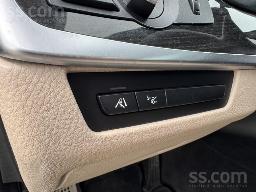 Black BMW 535 2011 in Riga, with an engine capacity of 3.00 L and mileage of 0 thousand km for 7550 €, photo 18 on AUTOMOTO.COM.LV