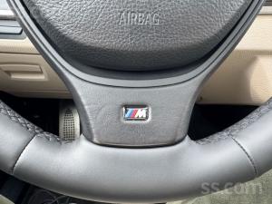 Black BMW 535 2011 in Riga, with an engine capacity of 3.00 L and mileage of 0 thousand km for 7550 €, photo 20 on AUTOMOTO.COM.LV